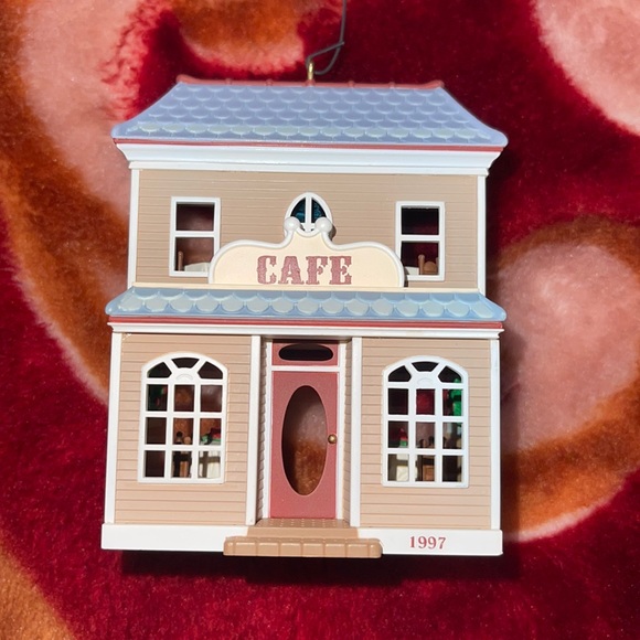 Hallmark | Other | Vintage Hallmark Collectors Series Cafe Ornament ...